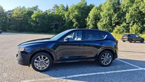 Blue Mazda CX-5 2025 in Klaipeda, with an engine capacity of 2.50 L and mileage of 9 thousand km for 29300 €, photo 6 on AUTOMOTO.COM.LV