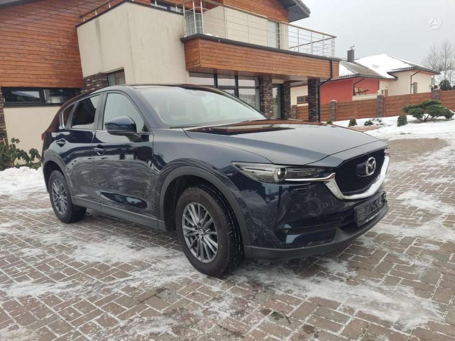 Blue Mazda CX-5 2018 in Pakruojis, with an engine capacity of 2.19 L and mileage of 210 thousand km for 12250 €, photo 1 on AUTOMOTO.COM.LV