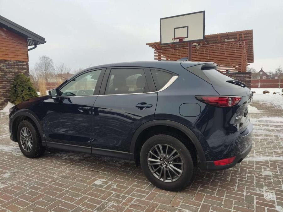 Blue Mazda CX-5 2018 in Pakruojis, with an engine capacity of 2.19 L and mileage of 210 thousand km for 12250 €, photo 7 on AUTOMOTO.COM.LV