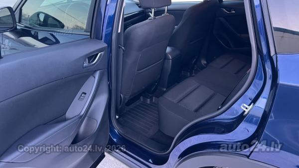 Zils Mazda CX-5 2013 Tallina, ar dzinēja tilpumu 2.20 L un nobraukumu 183 tūkst. km par 8000 €, foto 11 vietnē AUTOMOTO.COM.LV