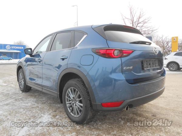 Blue Mazda CX-5 2017 in Viljandi, with an engine capacity of 2.20 L and mileage of 168 thousand km for 12990 €, photo 4 on AUTOMOTO.COM.LV