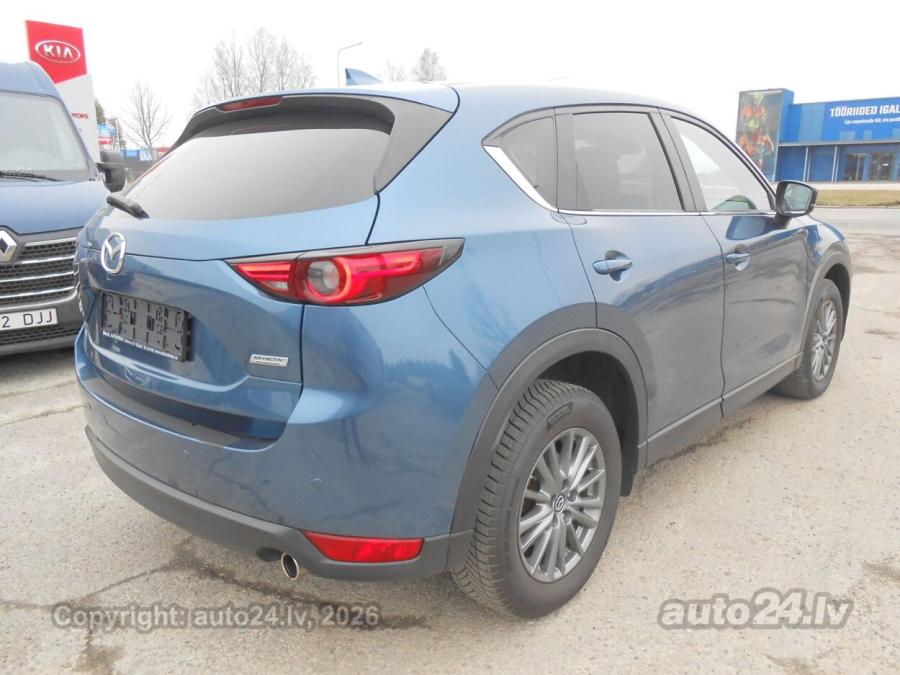 Blue Mazda CX-5 2017 in Viljandi, with an engine capacity of 2.20 L and mileage of 168 thousand km for 12990 €, photo 2 on AUTOMOTO.COM.LV