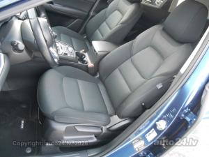 Blue Mazda CX-5 2017 in Viljandi, with an engine capacity of 2.20 L and mileage of 168 thousand km for 12990 €, photo 7 on AUTOMOTO.COM.LV