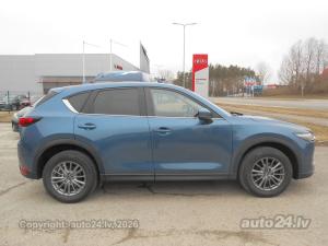Blue Mazda CX-5 2017 in Viljandi, with an engine capacity of 2.20 L and mileage of 168 thousand km for 12990 €, photo 18 on AUTOMOTO.COM.LV