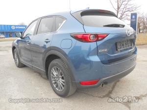 Blue Mazda CX-5 2017 in Viljandi, with an engine capacity of 2.20 L and mileage of 168 thousand km for 12890 €, photo 5 on AUTOMOTO.COM.LV