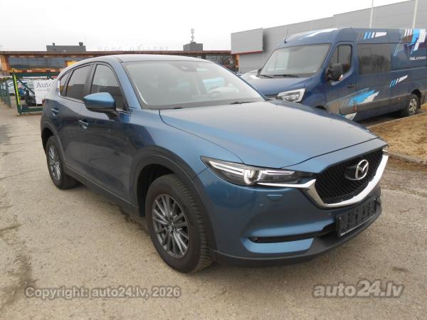 Blue Mazda CX-5 2017 in Viljandi, with an engine capacity of 2.20 L and mileage of 168 thousand km for 12890 €, photo 3 on AUTOMOTO.COM.LV
