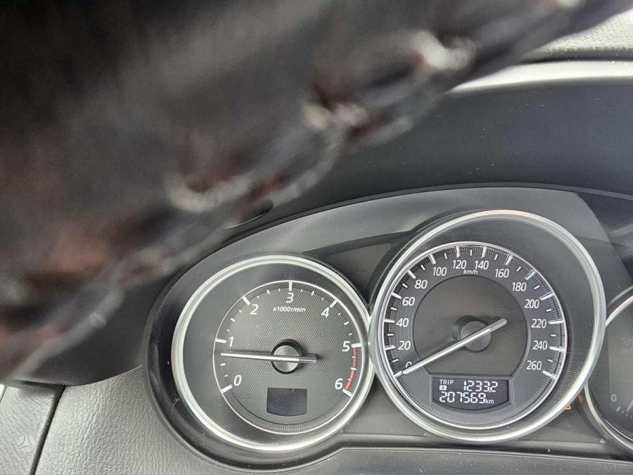 Brūns Mazda CX-5 2015 Kėdainiai, ar dzinēja tilpumu 2.19 L un nobraukumu 207 tūkst. km par 8000 €, foto 17 vietnē AUTOMOTO.COM.LV