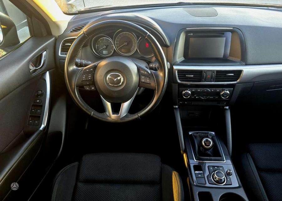 Brown Mazda CX-5 2015 in Taurage, with an engine capacity of 2.19 L and mileage of 190 thousand km for 7700 €, photo 15 on AUTOMOTO.COM.LV