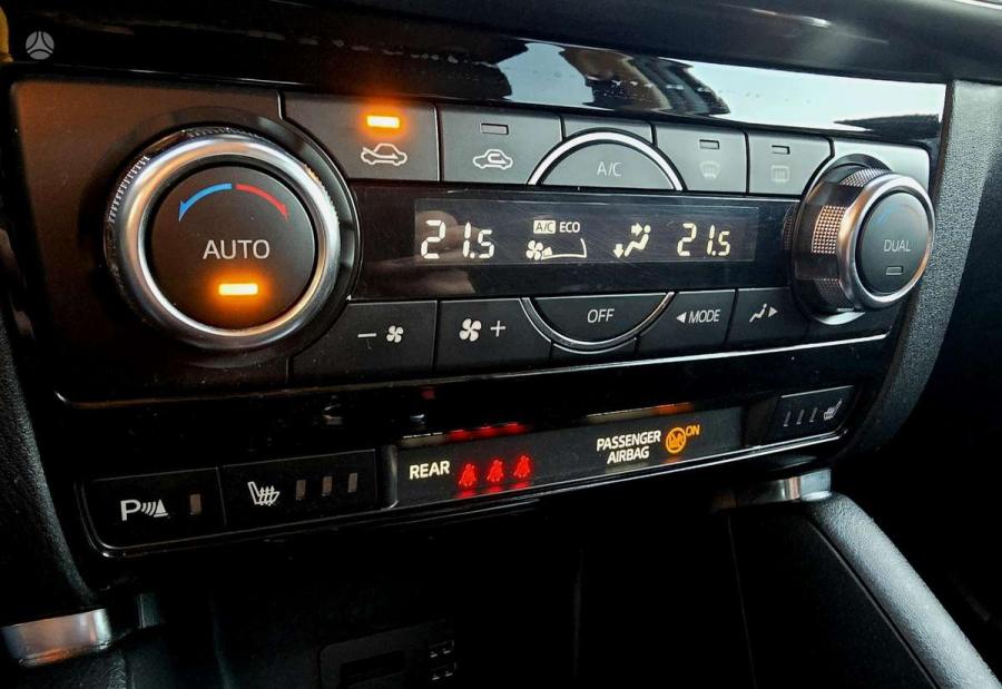 Brown Mazda CX-5 2015 in Taurage, with an engine capacity of 2.19 L and mileage of 190 thousand km for 7700 €, photo 18 on AUTOMOTO.COM.LV