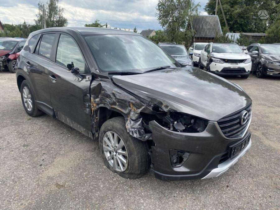Brown Mazda CX-5 2016 in Radviliskis, with an engine capacity of 2.19 L and mileage of 219 thousand km for 6150 €, photo 2 on AUTOMOTO.COM.LV
