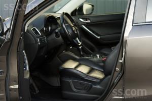 Brown Mazda CX-5 2016 in Riga, with an engine capacity of 2.20 L and mileage of 159 thousand km for 11500 €, photo 12 on AUTOMOTO.COM.LV