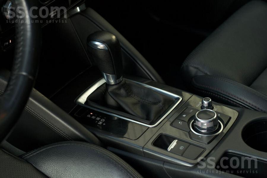 Brown Mazda CX-5 2016 in Riga, with an engine capacity of 2.20 L and mileage of 159 thousand km for 11500 €, photo 17 on AUTOMOTO.COM.LV