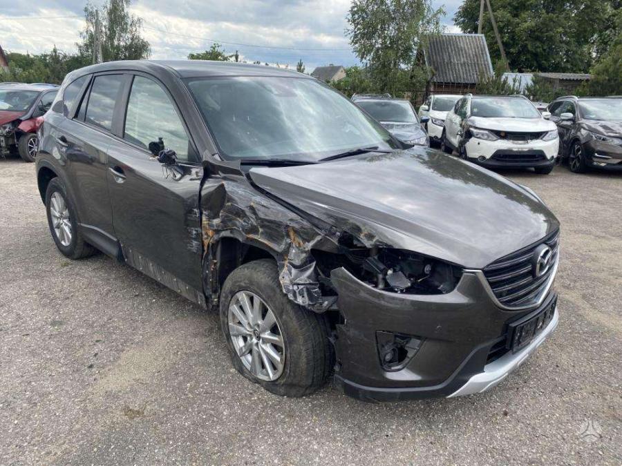 Brown Mazda CX-5 2016 in Radviliskis, with an engine capacity of 2.19 L and mileage of 219 thousand km for 5950 €, photo 3 on AUTOMOTO.COM.LV