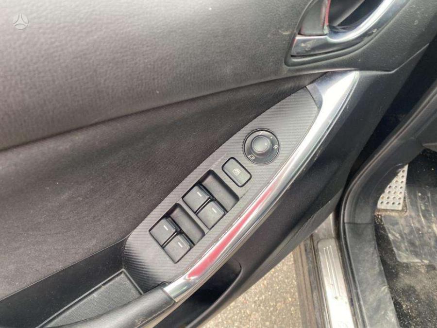 Brown Mazda CX-5 2016 in Radviliskis, with an engine capacity of 2.19 L and mileage of 219 thousand km for 5950 €, photo 13 on AUTOMOTO.COM.LV