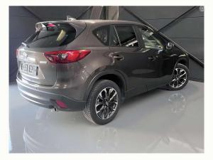 Brown Mazda CX-5 2017 in Silale, with an engine capacity of 2.20 L and mileage of 171 thousand km for 11000 €, photo 5 on AUTOMOTO.COM.LV