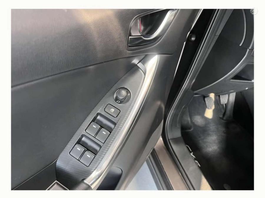 Brown Mazda CX-5 2017 in Silale, with an engine capacity of 2.20 L and mileage of 171 thousand km for 11000 €, photo 9 on AUTOMOTO.COM.LV