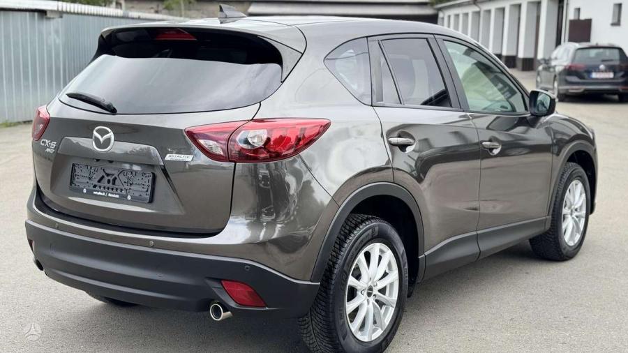 Brown Mazda CX-5 2017 in Telschi, with an engine capacity of 2.19 L and mileage of 179 thousand km for 10700 €, photo 11 on AUTOMOTO.COM.LV