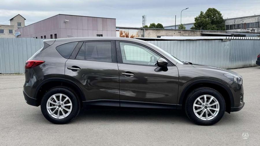 Brown Mazda CX-5 2017 in Telschi, with an engine capacity of 2.19 L and mileage of 179 thousand km for 10700 €, photo 12 on AUTOMOTO.COM.LV