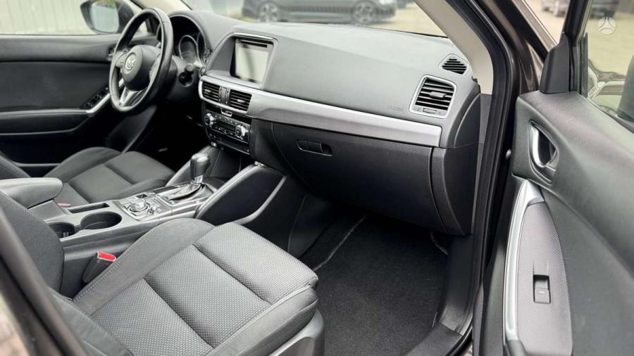 Brown Mazda CX-5 2017 in Telschi, with an engine capacity of 2.19 L and mileage of 179 thousand km for 10700 €, photo 16 on AUTOMOTO.COM.LV