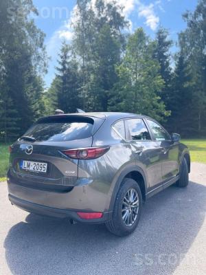 Brown Mazda CX-5 2018 in Riga, with an engine capacity of 2.00 L and mileage of 107 thousand km for 17500 €, photo 6 on AUTOMOTO.COM.LV