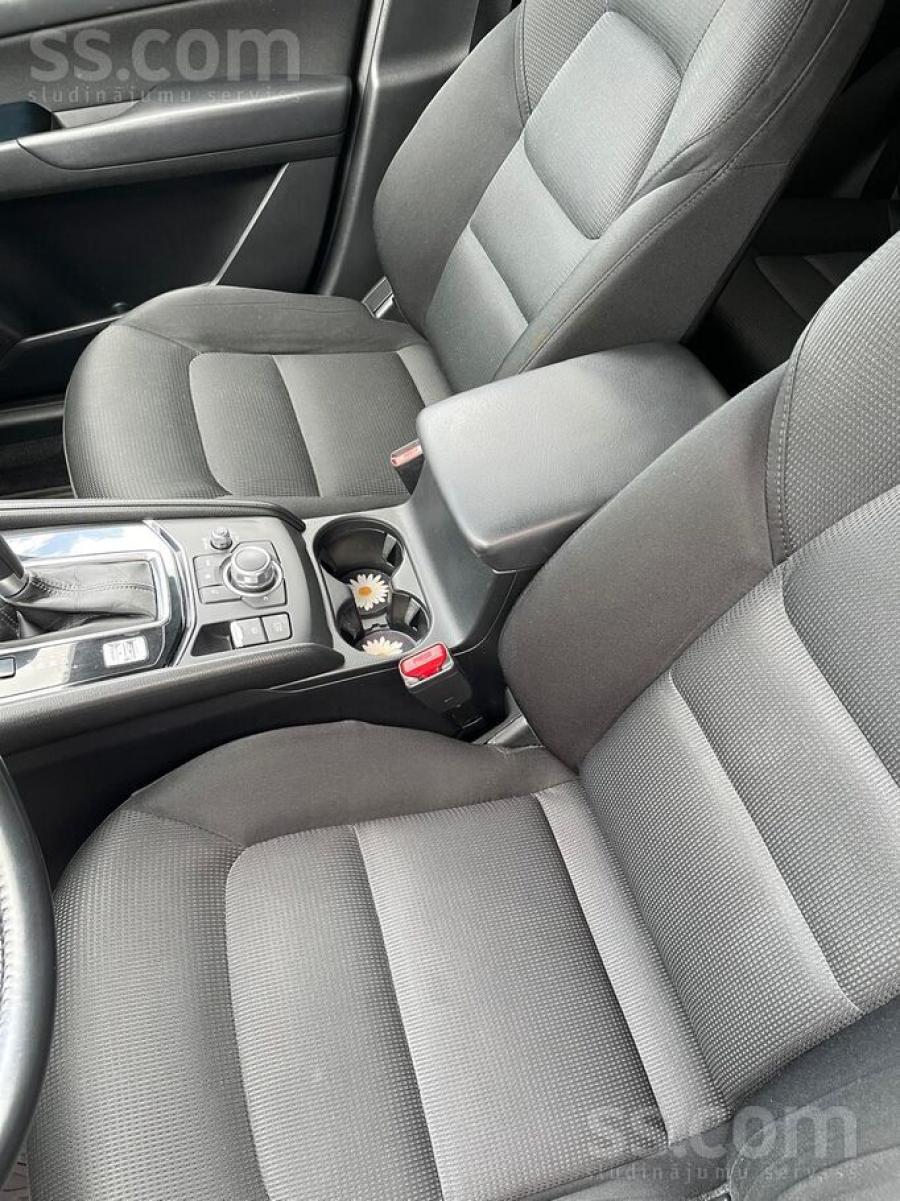 Brown Mazda CX-5 2018 in Riga, with an engine capacity of 2.00 L and mileage of 107 thousand km for 17500 €, photo 13 on AUTOMOTO.COM.LV
