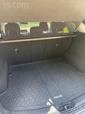 Brown Mazda CX-5 2018 in Riga, with an engine capacity of 2.00 L and mileage of 107 thousand km for 17500 €, photo 17 on AUTOMOTO.COM.LV