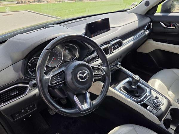 Brown Mazda CX-5 2017 in Taurage, with an engine capacity of 2.20 L and mileage of 223 thousand km for 10500 €, photo 9 on AUTOMOTO.COM.LV