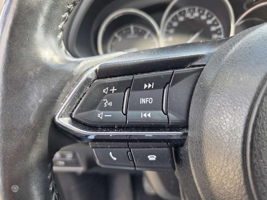 Brown Mazda CX-5 2017 in Taurage, with an engine capacity of 2.20 L and mileage of 223 thousand km for 10500 €, photo 12 on AUTOMOTO.COM.LV