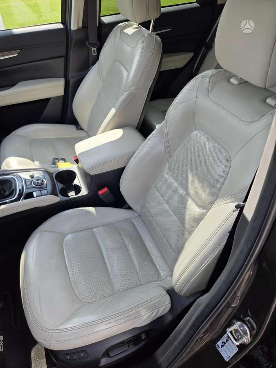 Brown Mazda CX-5 2017 in Taurage, with an engine capacity of 2.20 L and mileage of 223 thousand km for 10500 €, photo 23 on AUTOMOTO.COM.LV