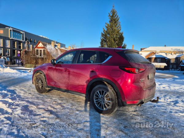 Mazda CX-5 2018 in Tartu, with an engine capacity of 2.00 L and mileage of 112 thousand km for 15990 €, photo 3 on AUTOMOTO.COM.LV
