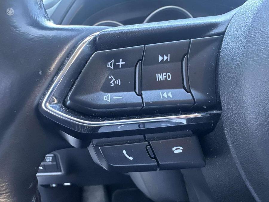Mazda CX-5 2018 in Klaipeda, with an engine capacity of 2.00 L and mileage of 126 thousand km for 19600 €, photo 18 on AUTOMOTO.COM.LV