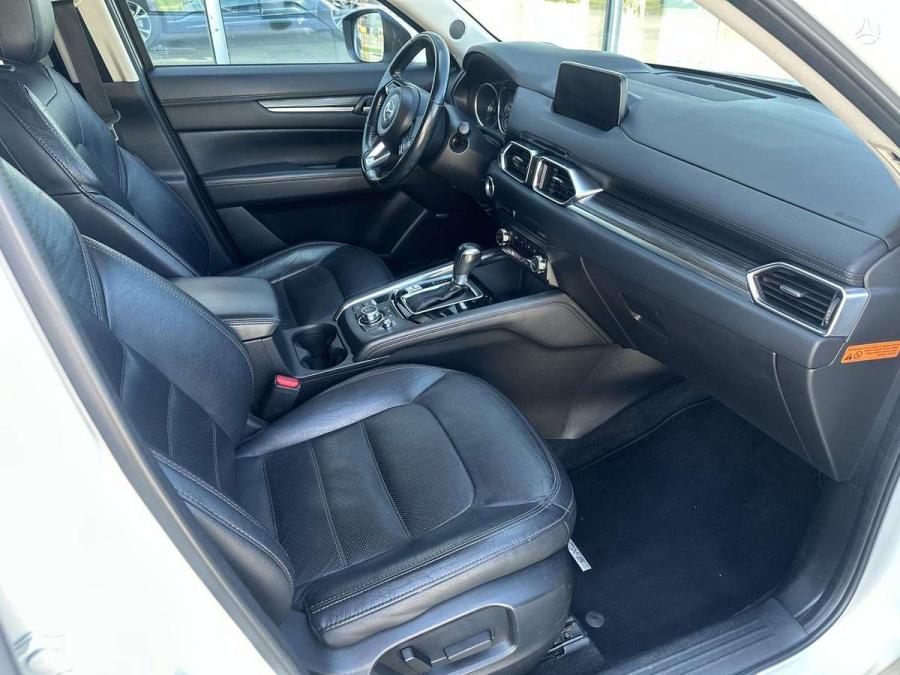 Mazda CX-5 2018 in Klaipeda, with an engine capacity of 2.00 L and mileage of 126 thousand km for 19600 €, photo 25 on AUTOMOTO.COM.LV
