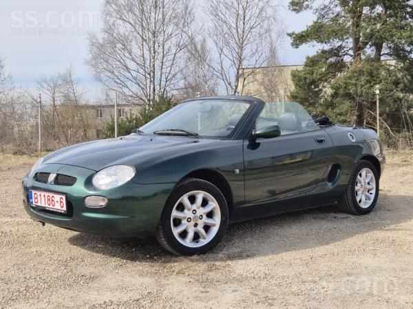Zaļš Mazda CX-5 2001 Rīga, ar dzinēja tilpumu 1.80 L un nobraukumu 103 tūkst. km par 2250 €, foto 1 vietnē AUTOMOTO.COM.LV