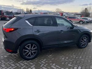 Green Mazda CX-5 2017 in Taurage, with an engine capacity of 2.19 L and mileage of 200 thousand km for 12500 €, photo 5 on AUTOMOTO.COM.LV