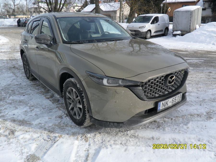 Green Mazda CX-5 2023 in Riga, with an engine capacity of 2.50 L and mileage of 52 thousand km for 25000 €, photo 4 on AUTOMOTO.COM.LV