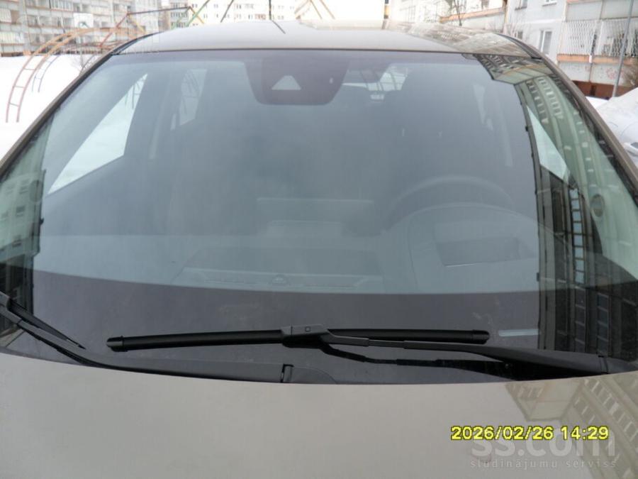 Green Mazda CX-5 2023 in Riga, with an engine capacity of 2.50 L and mileage of 52 thousand km for 25000 €, photo 8 on AUTOMOTO.COM.LV
