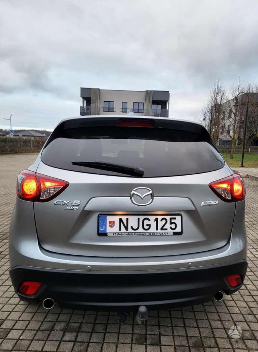 Pelēks Mazda CX-5 2012 Šauļi, ar dzinēja tilpumu 2.20 L un nobraukumu 211 tūkst. km par 5950 €, foto 18 vietnē AUTOMOTO.COM.LV