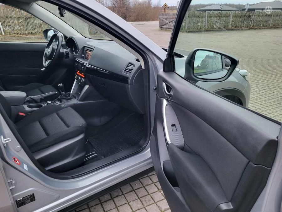 Pelēks Mazda CX-5 2012 Šauļi, ar dzinēja tilpumu 2.20 L un nobraukumu 211 tūkst. km par 5950 €, foto 26 vietnē AUTOMOTO.COM.LV