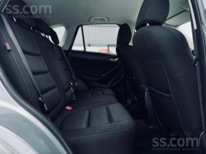 Pelēks Mazda CX-5 2012 Cēsis, ar dzinēja tilpumu 2.20 L un nobraukumu 0 tūkst. km par 6990 €, foto 10 vietnē AUTOMOTO.COM.LV