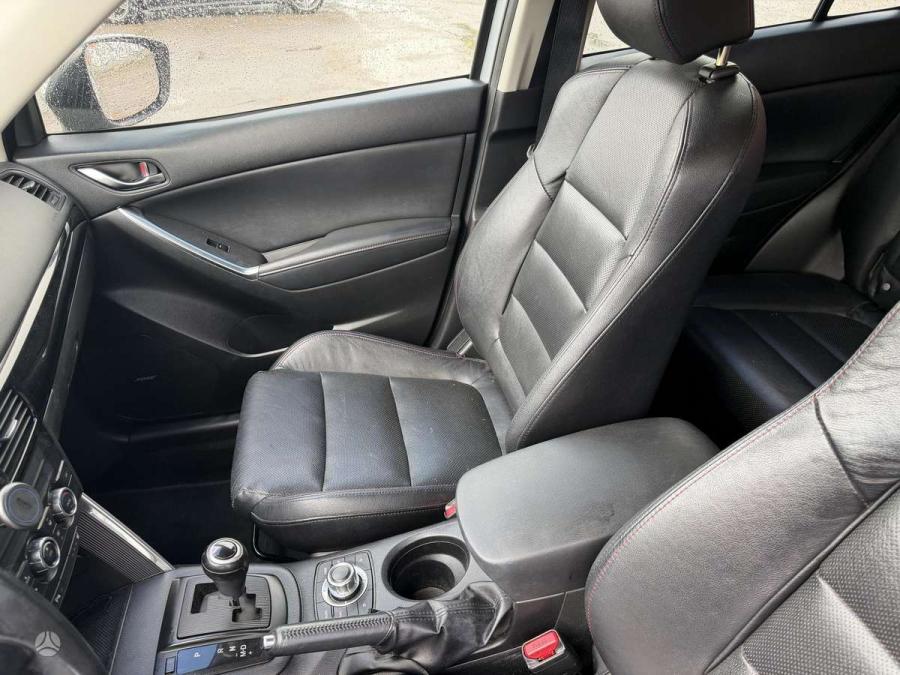 Grey Mazda CX-5 2012 in Siauliai, with an engine capacity of 2.19 L and mileage of 240 thousand km for 3400 €, photo 12 on AUTOMOTO.COM.LV