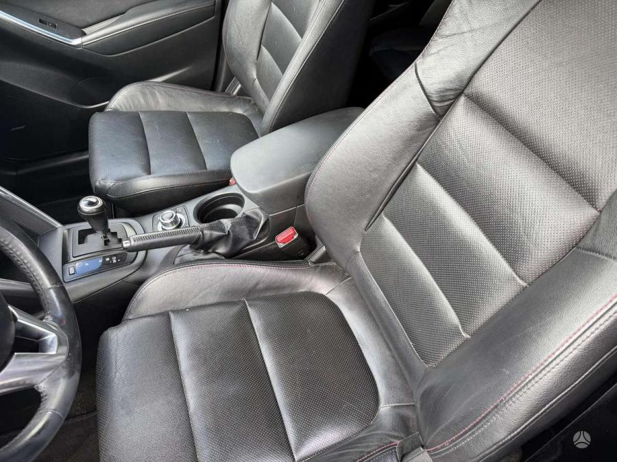 Grey Mazda CX-5 2012 in Siauliai, with an engine capacity of 2.19 L and mileage of 240 thousand km for 3400 €, photo 13 on AUTOMOTO.COM.LV
