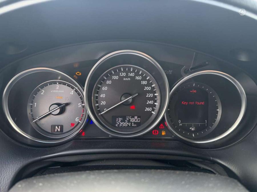 Grey Mazda CX-5 2012 in Siauliai, with an engine capacity of 2.19 L and mileage of 240 thousand km for 3400 €, photo 17 on AUTOMOTO.COM.LV