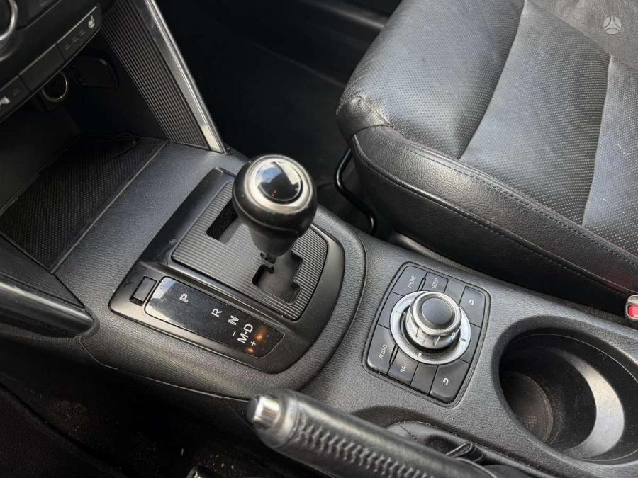 Grey Mazda CX-5 2012 in Siauliai, with an engine capacity of 2.19 L and mileage of 240 thousand km for 3400 €, photo 20 on AUTOMOTO.COM.LV