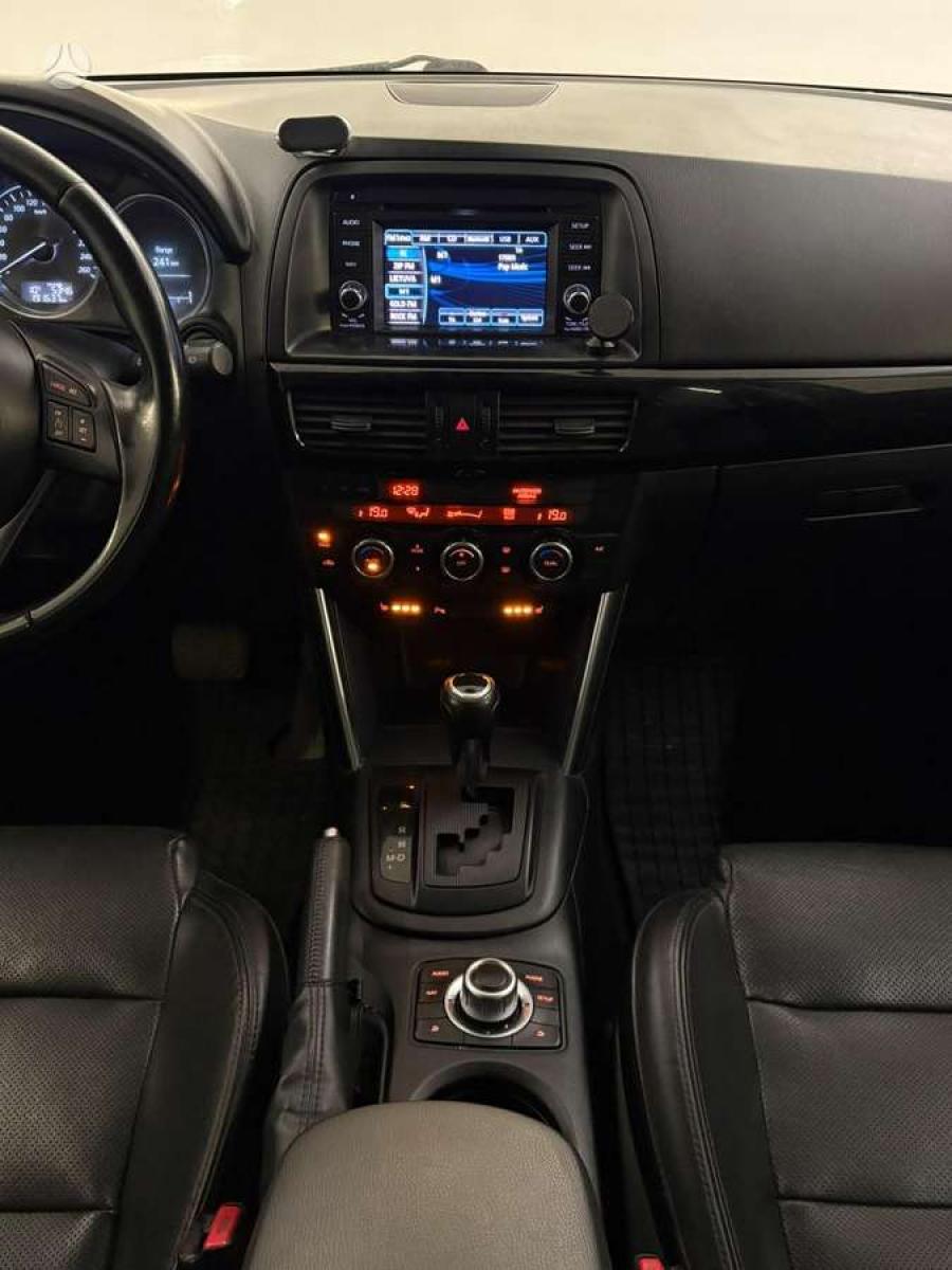 Grey Mazda CX-5 2012 in Marijampole, with an engine capacity of 2.19 L and mileage of 192 thousand km for 6999 €, photo 19 on AUTOMOTO.COM.LV