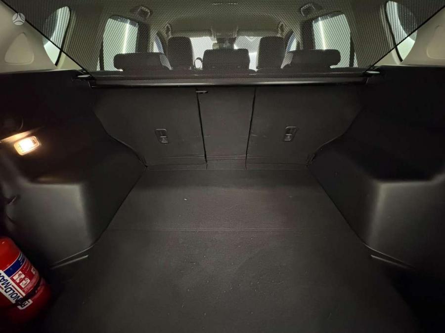 Grey Mazda CX-5 2012 in Marijampole, with an engine capacity of 2.19 L and mileage of 192 thousand km for 6999 €, photo 27 on AUTOMOTO.COM.LV