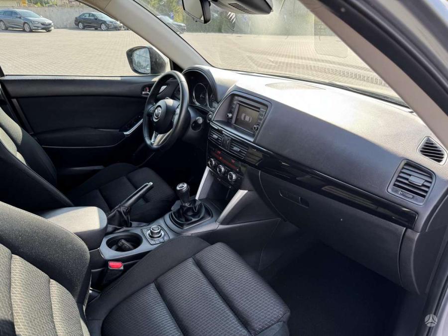 Pelēks Mazda CX-5 2012 Telšiai, ar dzinēja tilpumu 2.19 L un nobraukumu 197 tūkst. km par 6300 €, foto 21 vietnē AUTOMOTO.COM.LV