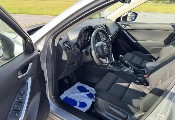 Pelēks Mazda CX-5 2012 Telšiai, ar dzinēja tilpumu 2.20 L un nobraukumu 197 tūkst. km par 6290 €, foto 9 vietnē AUTOMOTO.COM.LV