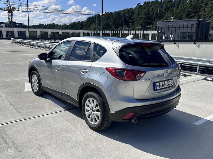 Grey Mazda CX-5 2012 in Vilnius, with an engine capacity of 2.19 L and mileage of 179 thousand km for 7600 €, photo 8 on AUTOMOTO.COM.LV