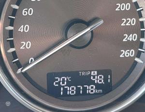 Grey Mazda CX-5 2012 in Vilnius, with an engine capacity of 2.19 L and mileage of 179 thousand km for 7600 €, photo 15 on AUTOMOTO.COM.LV