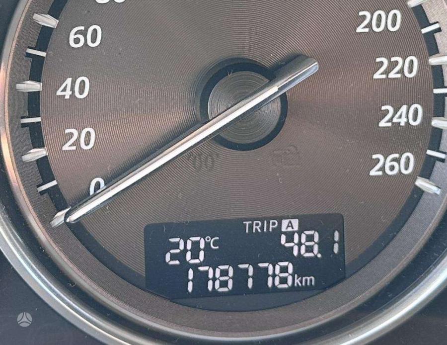 Grey Mazda CX-5 2012 in Vilnius, with an engine capacity of 2.19 L and mileage of 179 thousand km for 7600 €, photo 15 on AUTOMOTO.COM.LV